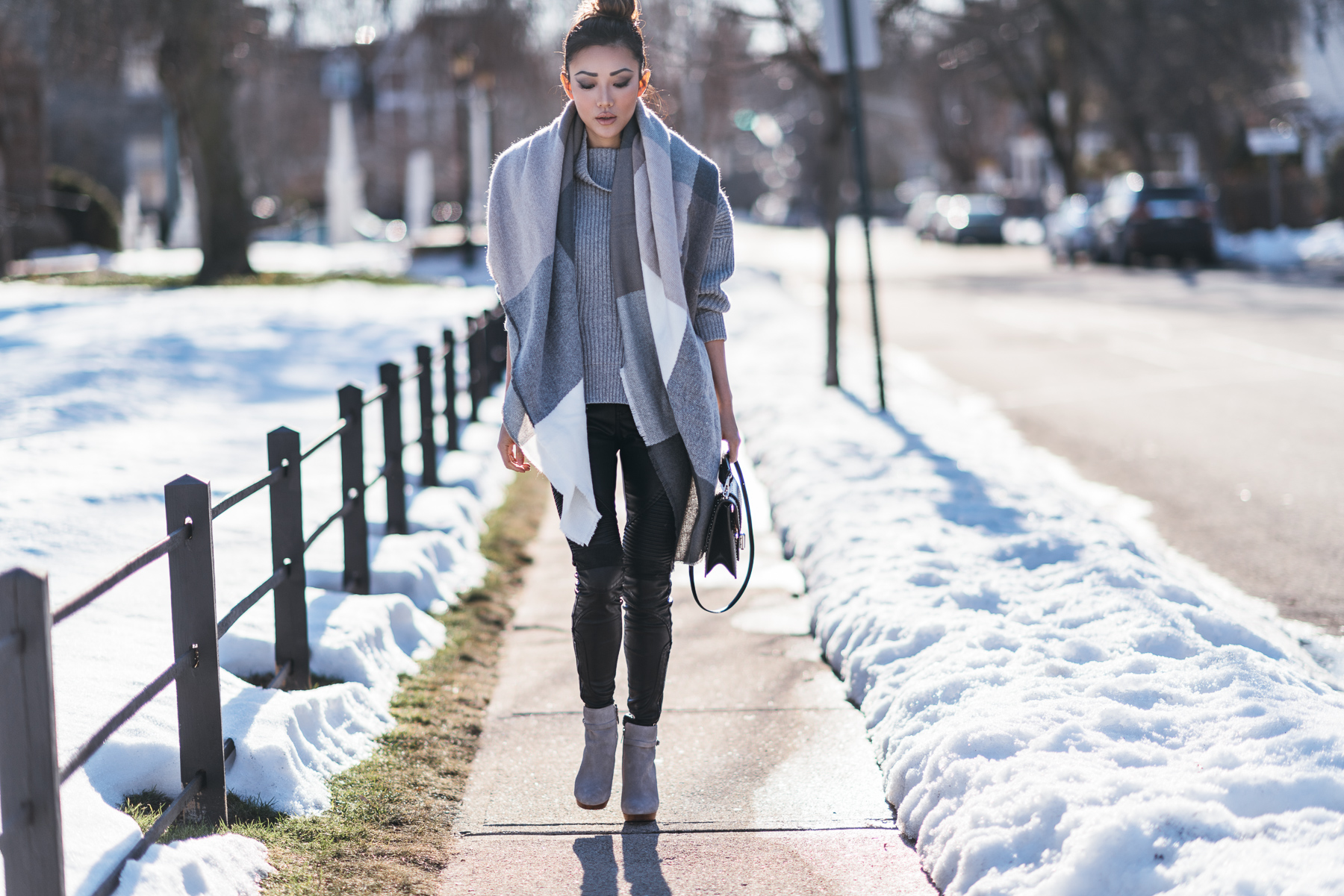 Trend Alert: Chunky Knits - Jessica Wang