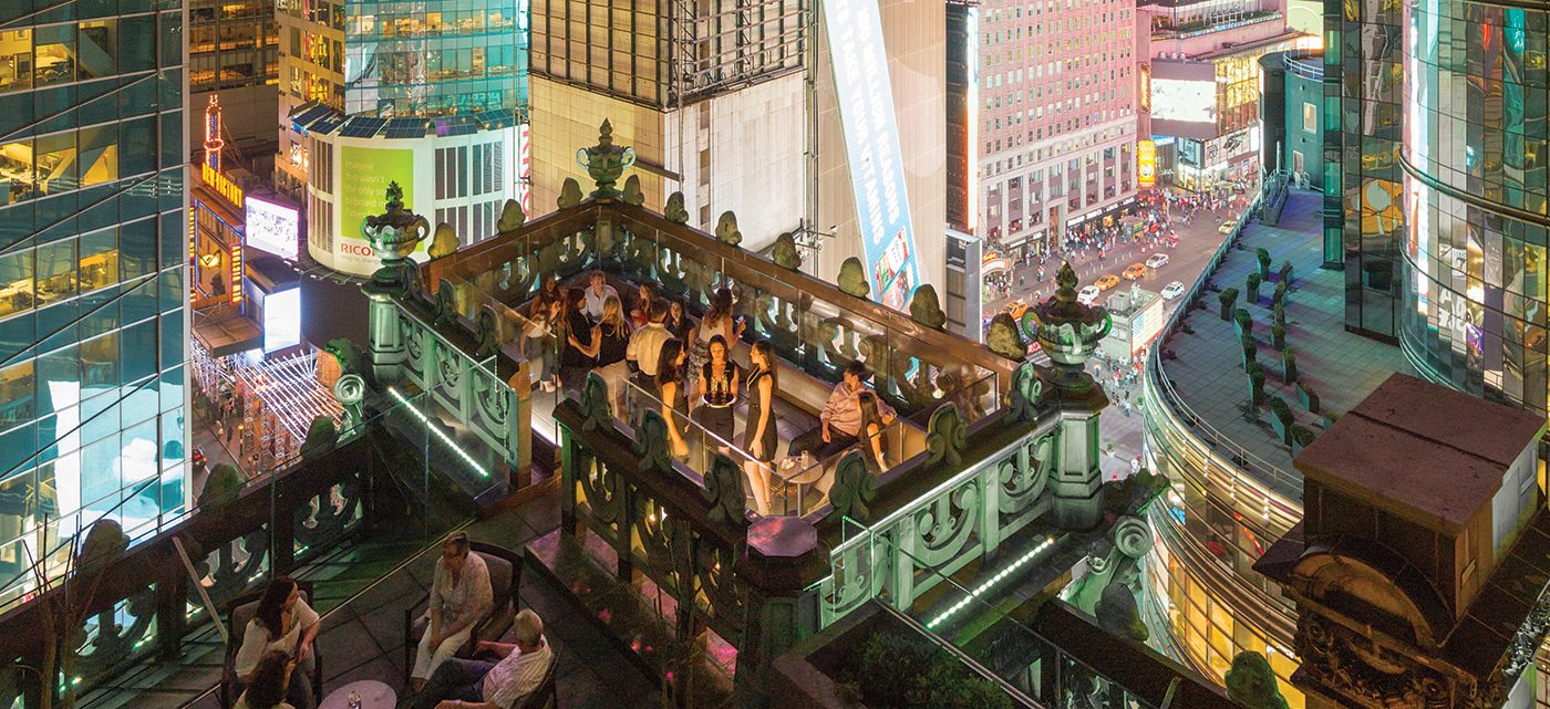 9 Best Rooftop Bars in New York and What To Wear - Jessica Wang