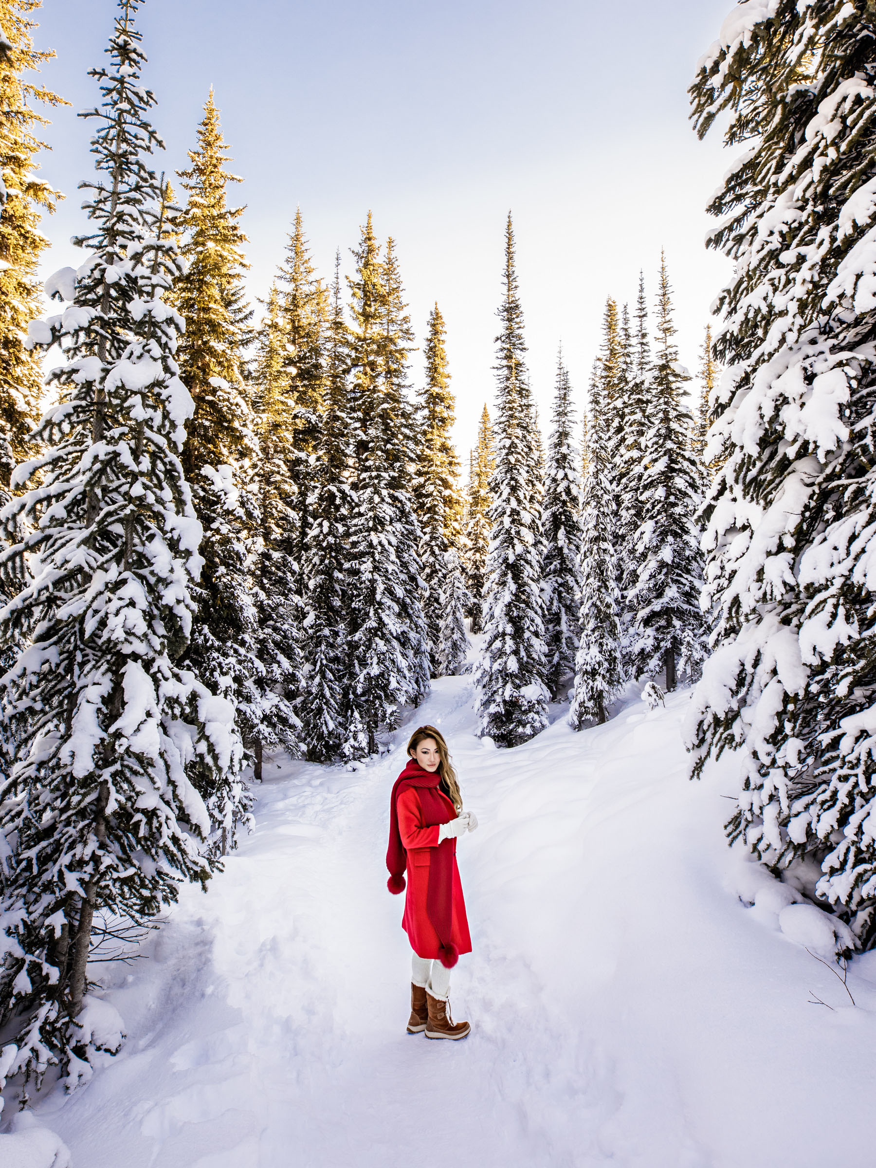 A REAL WINTER WONDERLAND: BANFF TRAVEL GUIDE - Jessica Wang
