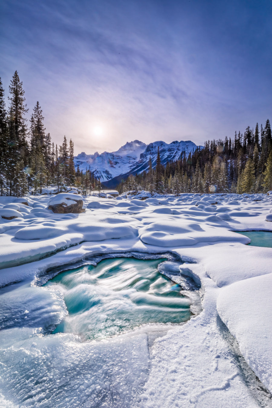 A REAL WINTER WONDERLAND: BANFF TRAVEL GUIDE - Jessica Wang