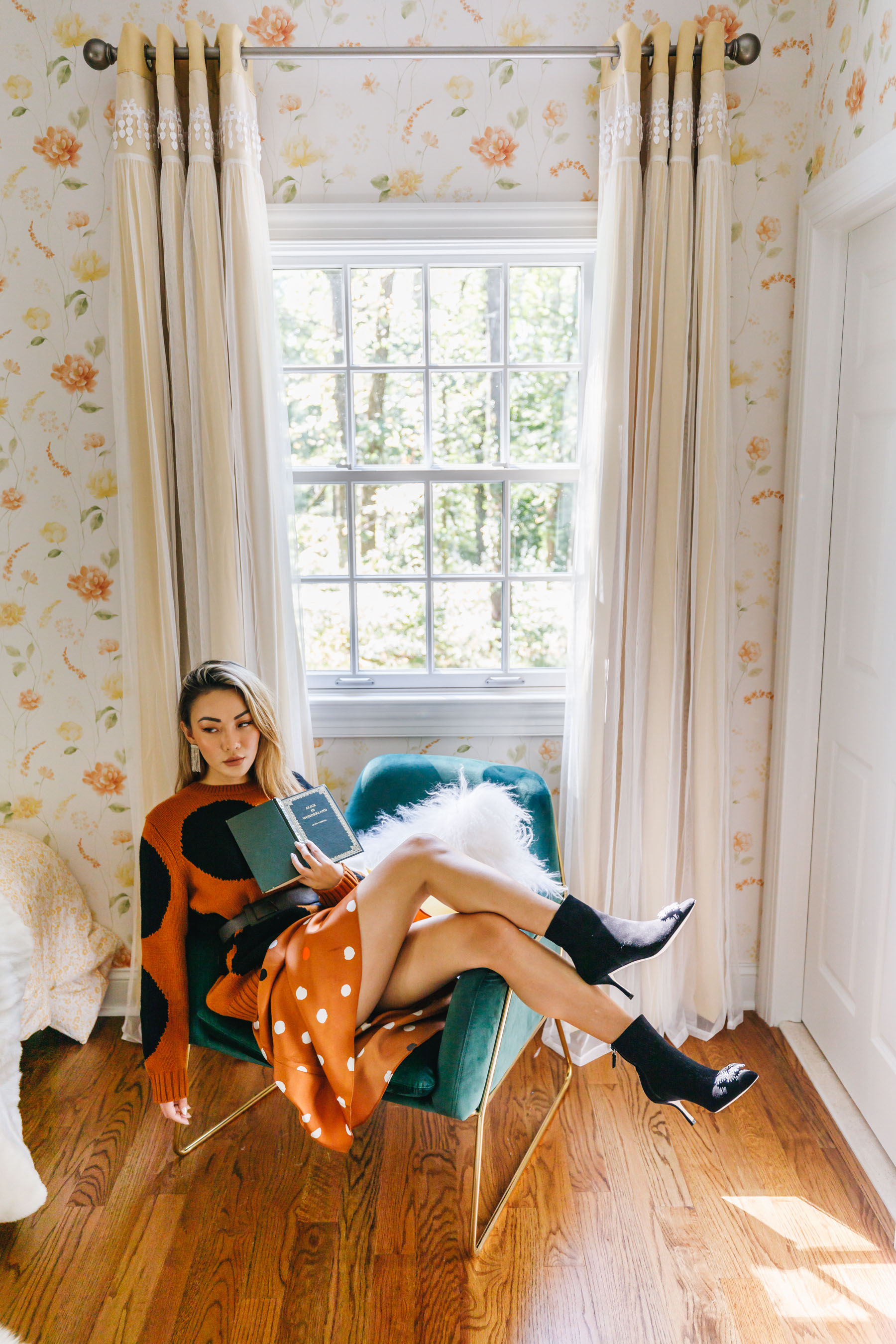 ESSENTIAL ELEMENTS OF THE PERFECT STAYCATION - Jessica Wang