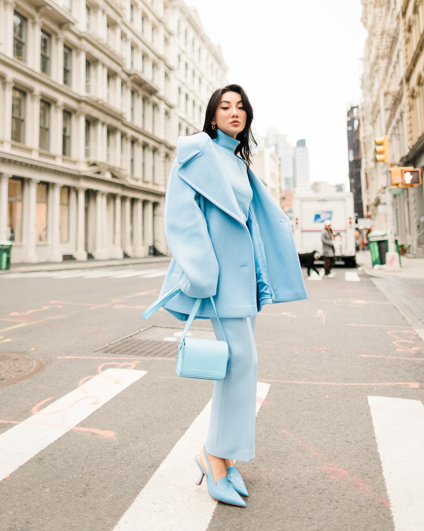 5 WINTER WORK OUTFITS THAT ARE WARM AND FLATTERING - Jessica Wang